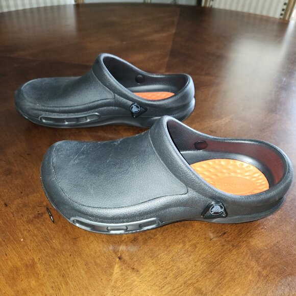 CROCS | Shoes | New Crocs Bistro Pro Literide Slip Resistant Work Clog ...